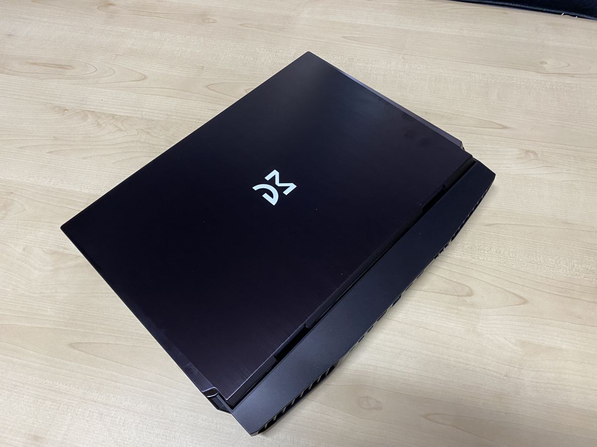 Review Clevo X170 - desktop replacement, occasionally portable ...